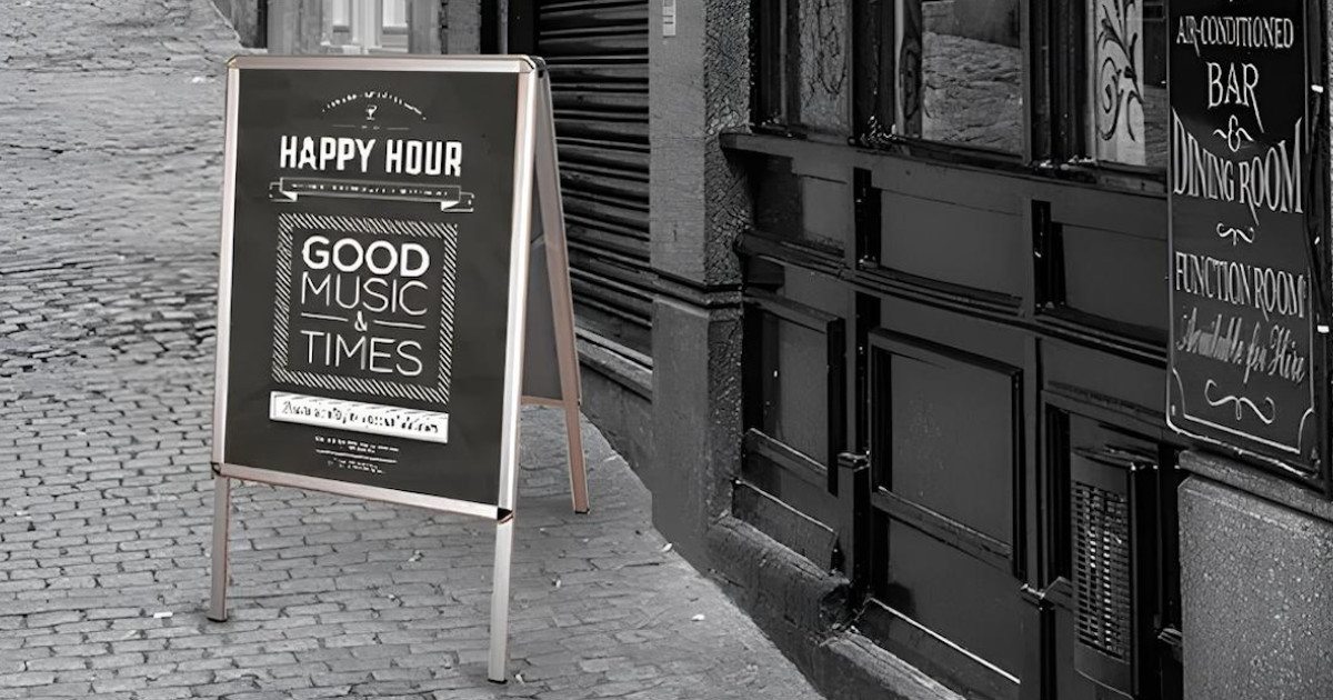 Avantages signalétique sur mesure VS modèle standard